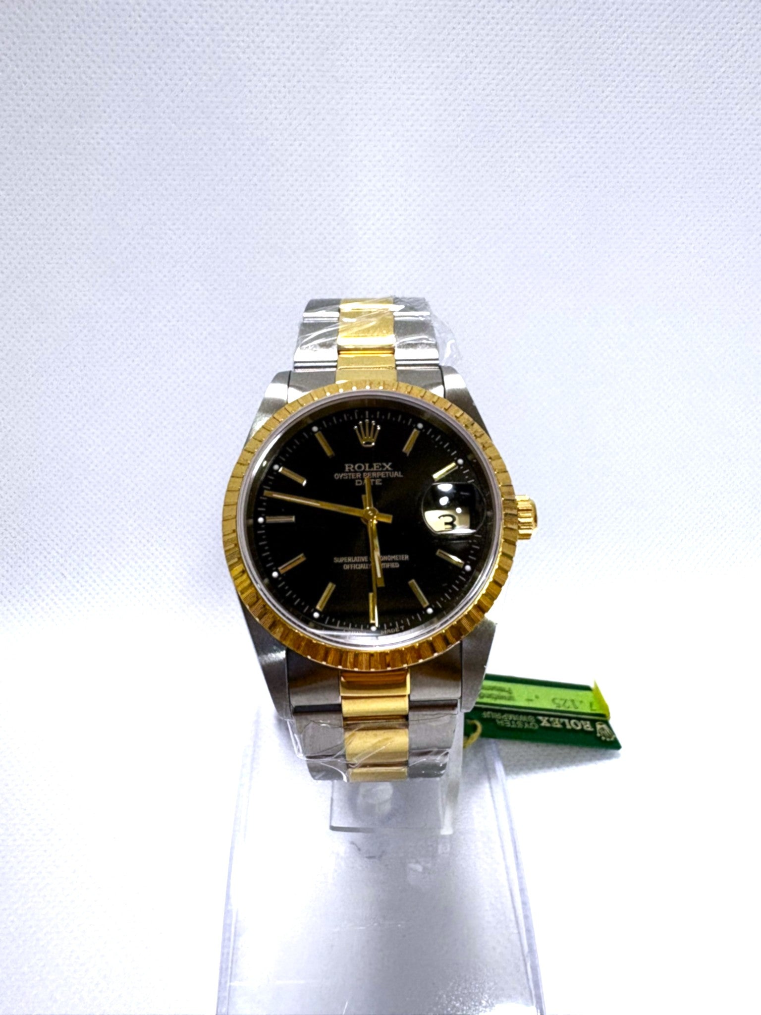 Rolex Oyster Perpetual Date 15223 – Time Japan