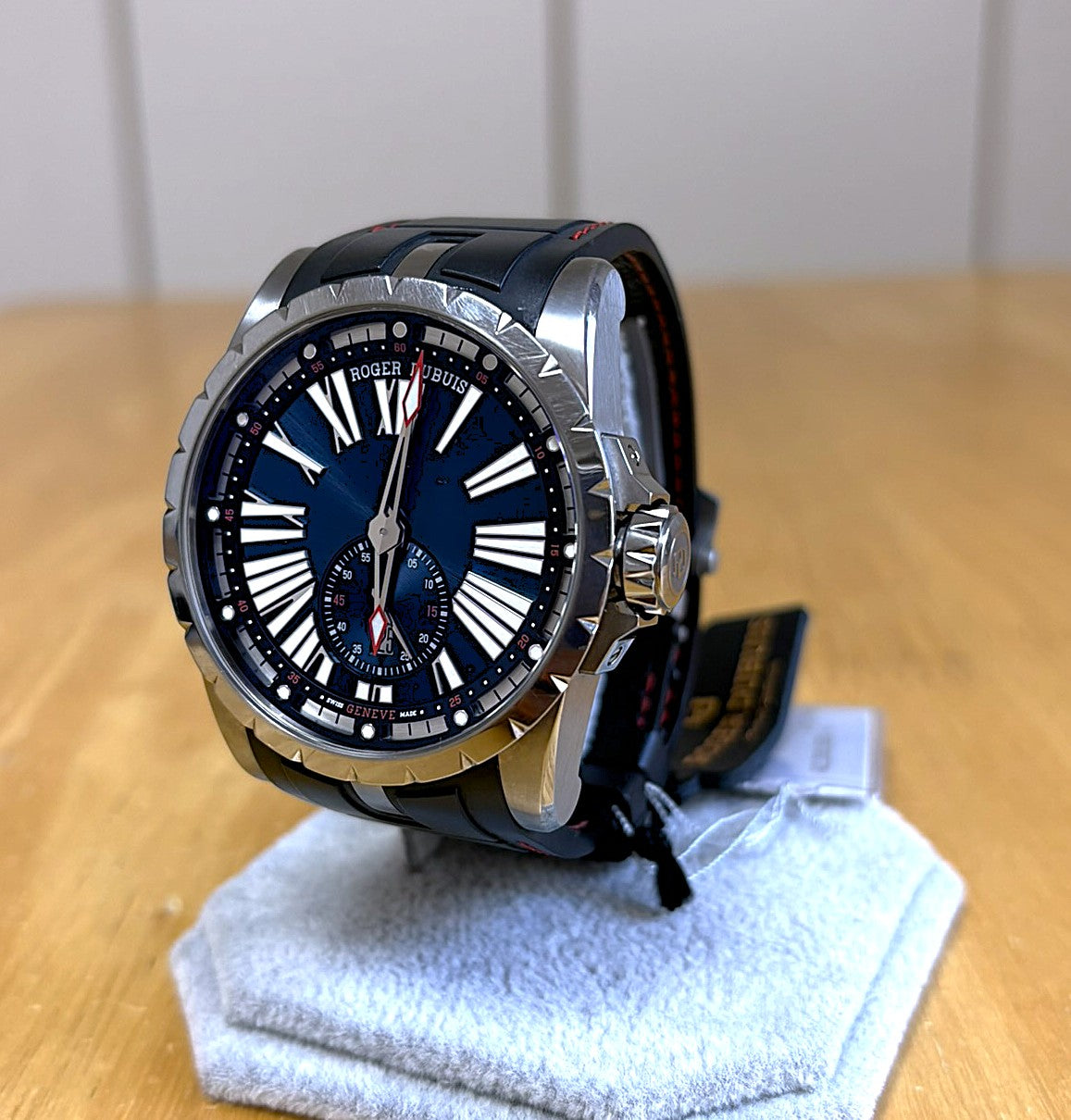 Roger Dubuis Excalibur 45 DBEX0602 (used good condition) – Time Japan